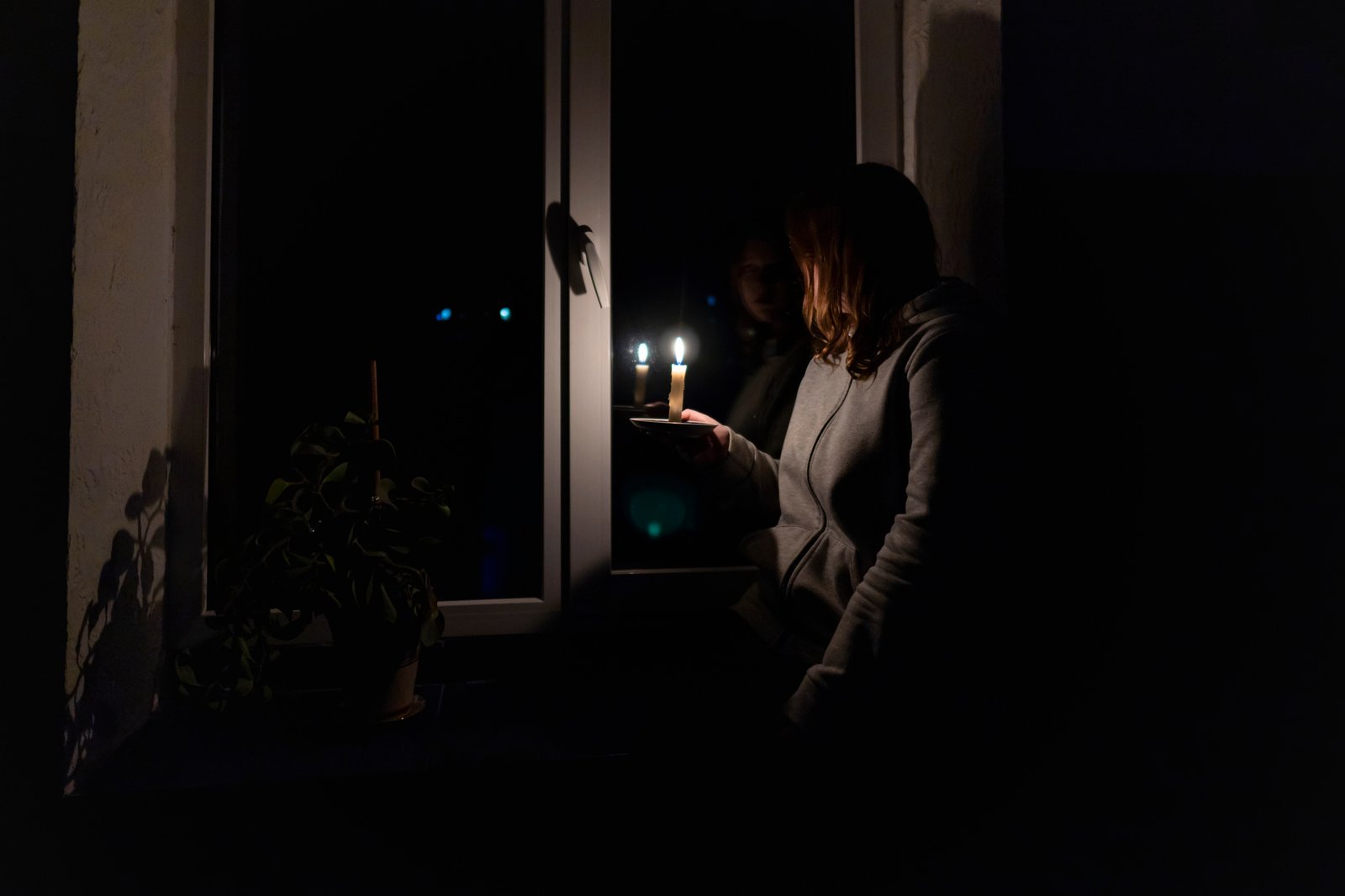 Preparing Your Home For Power Outages A Compact Guide - Sometimes ...